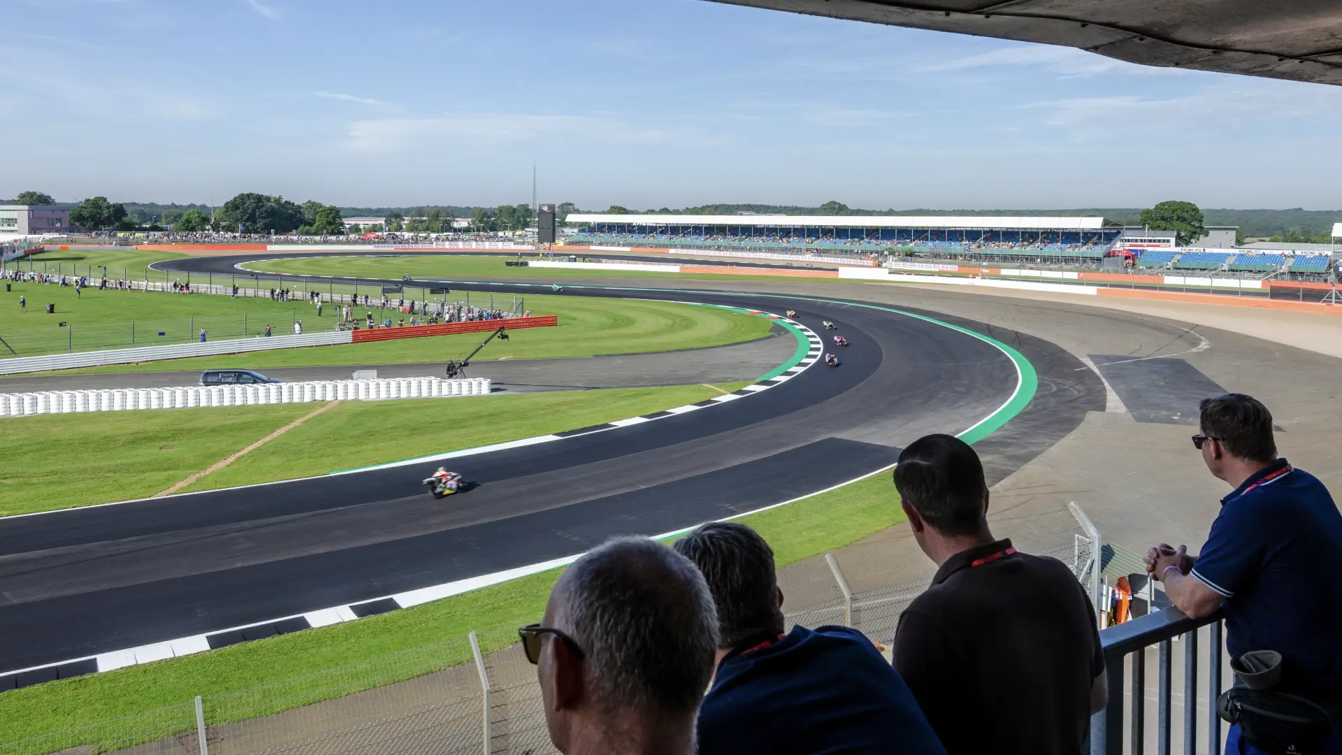 And to the right with Brooklands corner & Luffield complex